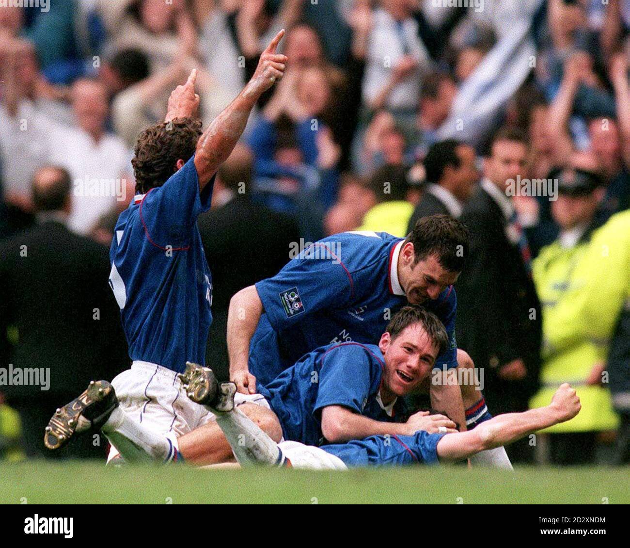 Jamie hewitt hi-res stock photography and images - Alamy