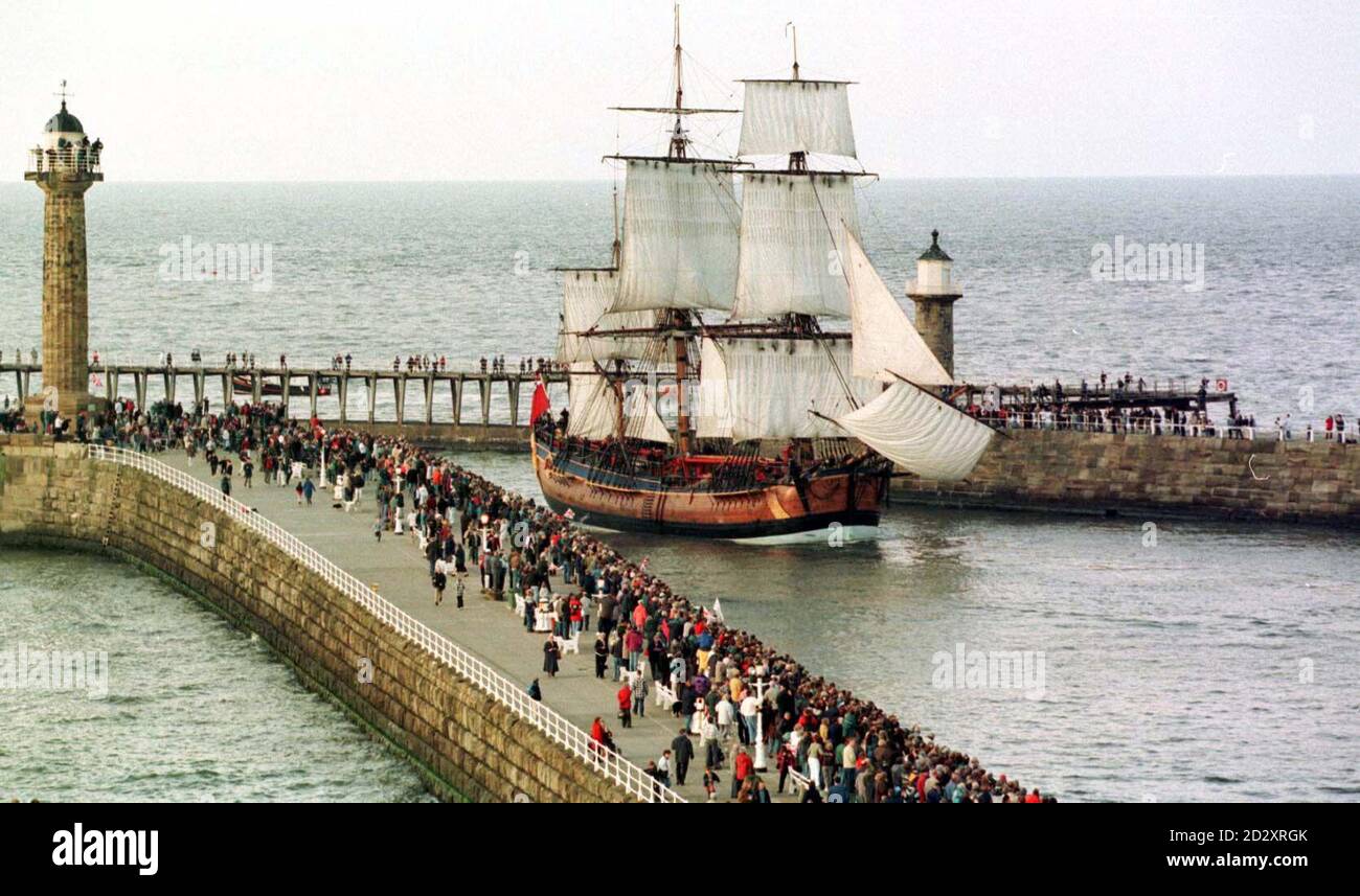 Endeavour returns to Whitby 2 Stock Photo - Alamy