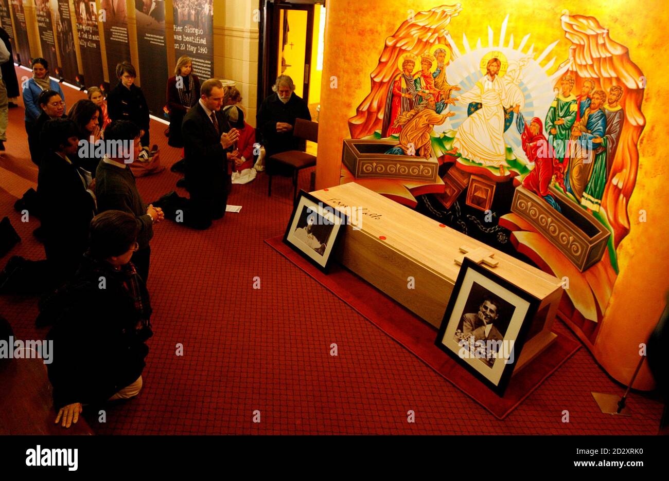 Closed coffin church hi-res stock photography and images - Alamy