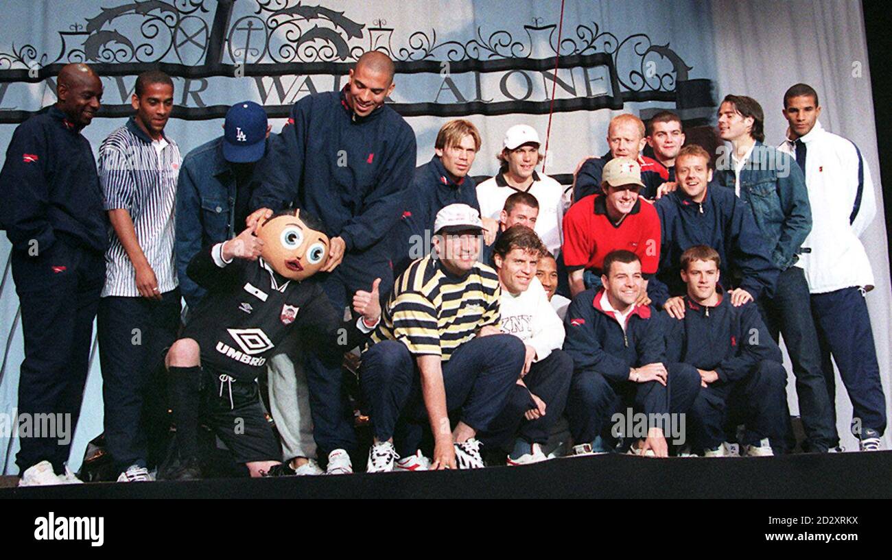 Liverpool's Stan Collymore (fourth from left) takes a shine to the ref ...
