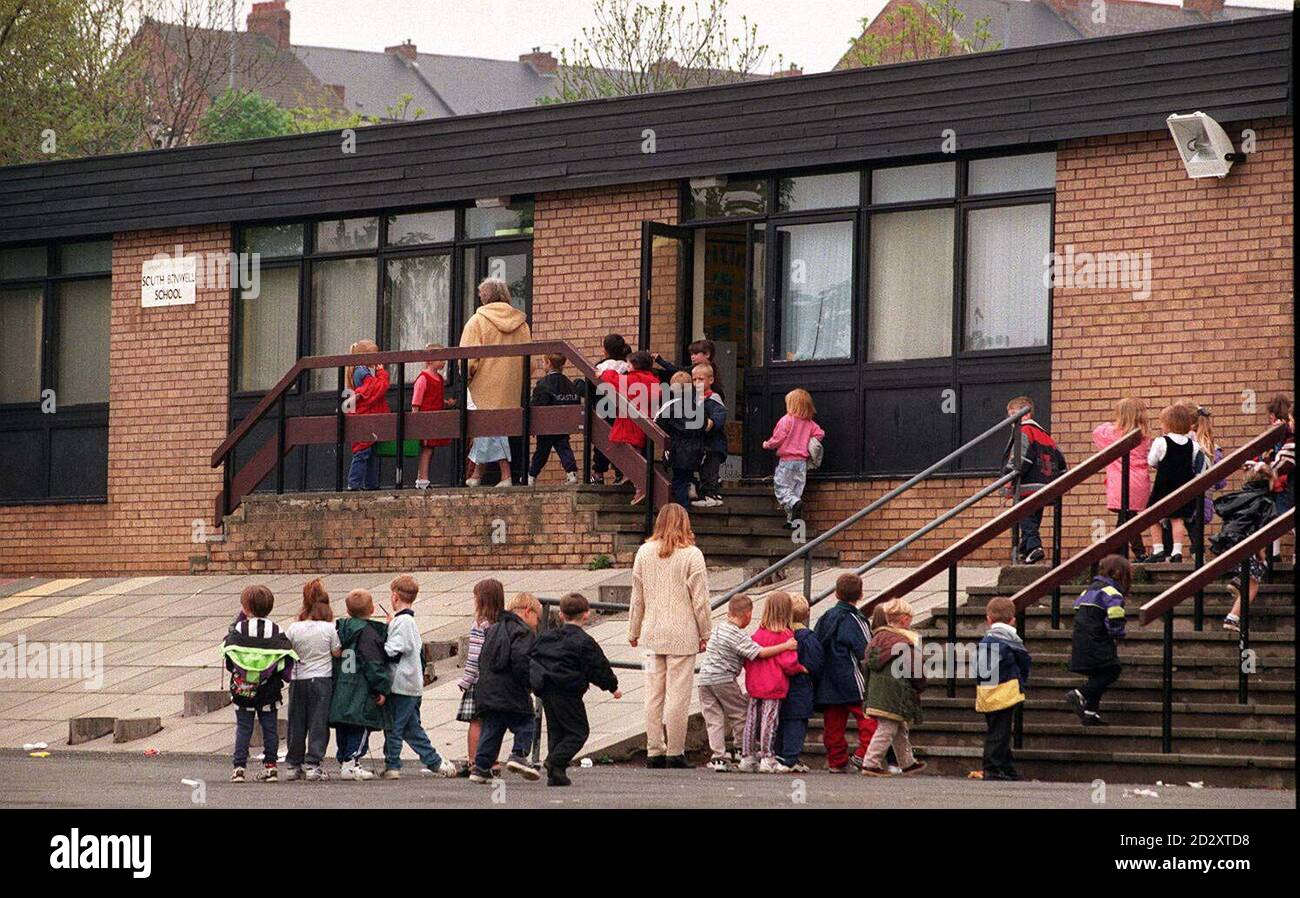 South benwell school hi-res stock photography and images - Alamy