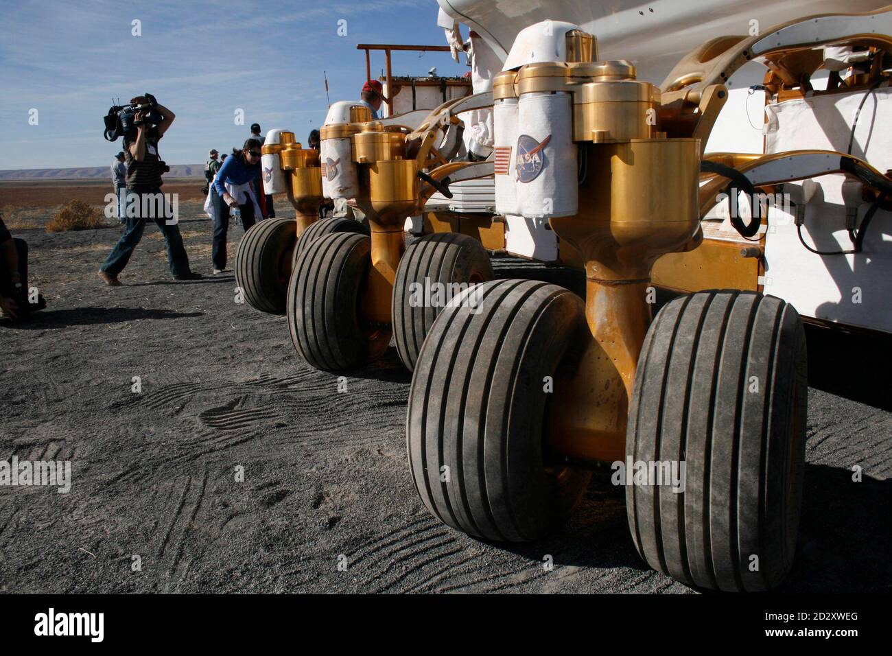 Pressurized compartment hi-res stock photography and images - Alamy
