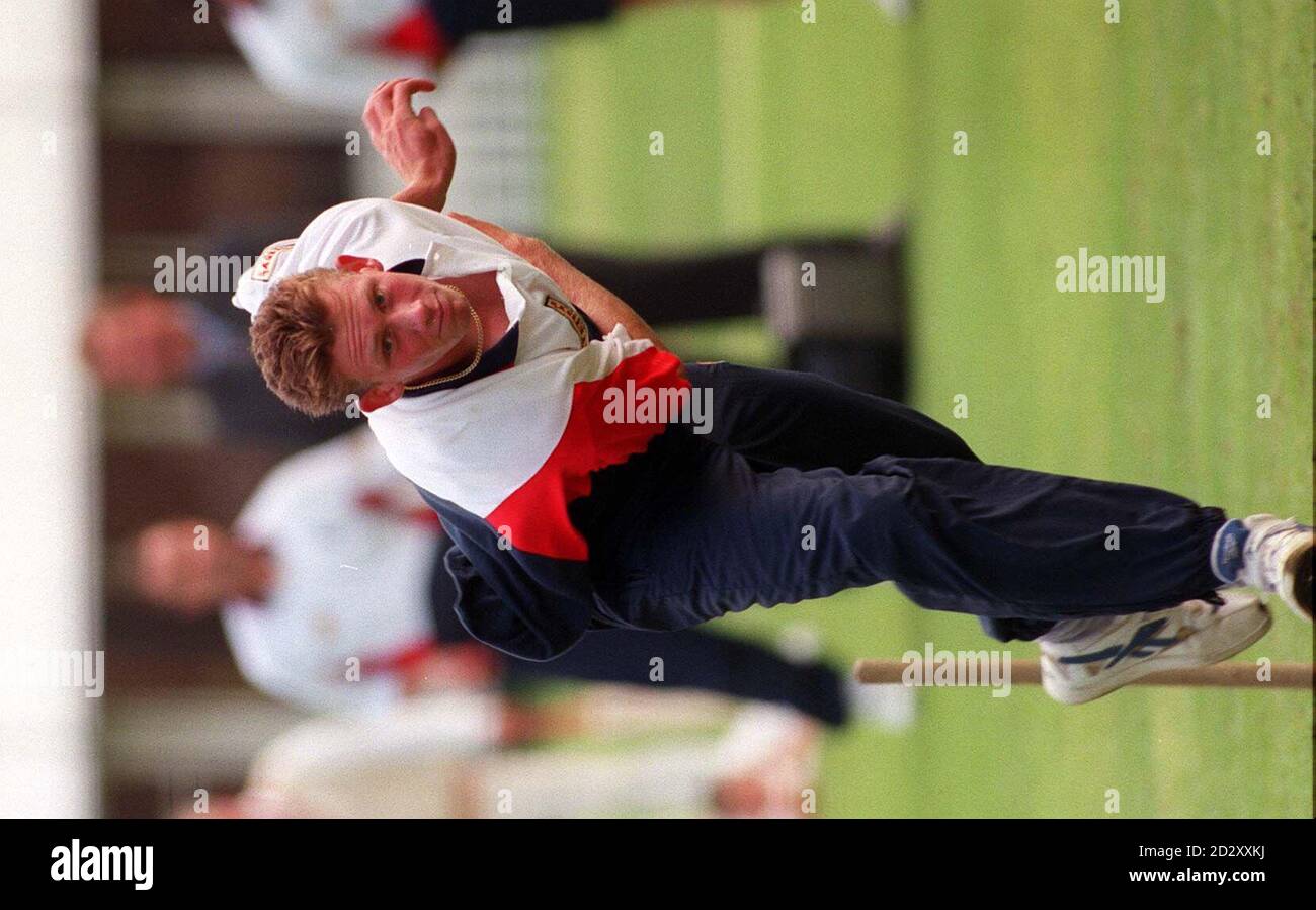 Englands ashley cowan hi-res stock photography and images - Alamy