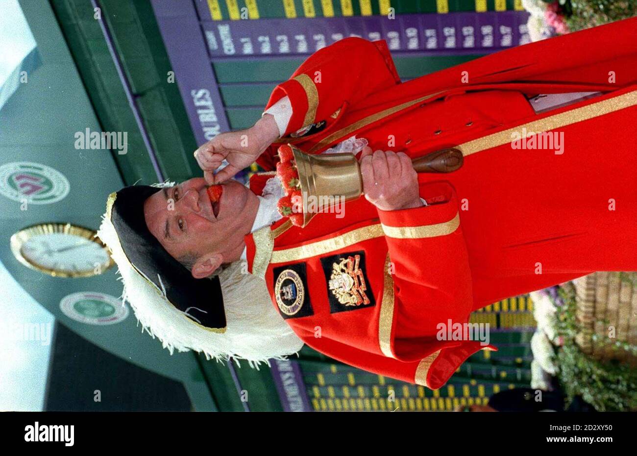 Londons town crier hi-res stock photography and images - Alamy