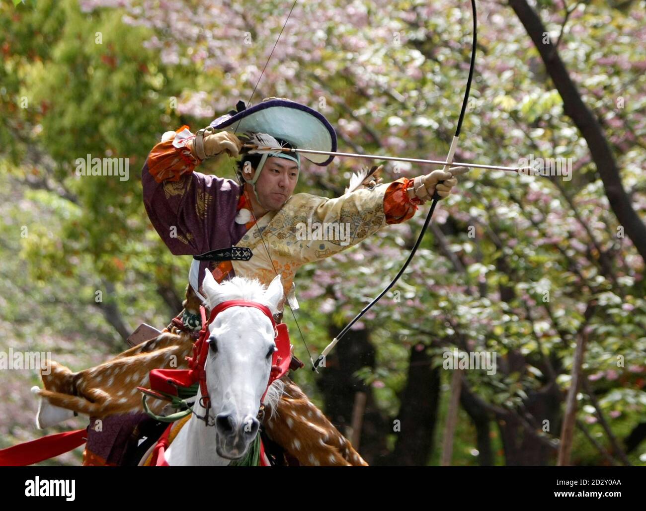 Samurai archer hi-res stock photography and images - Alamy