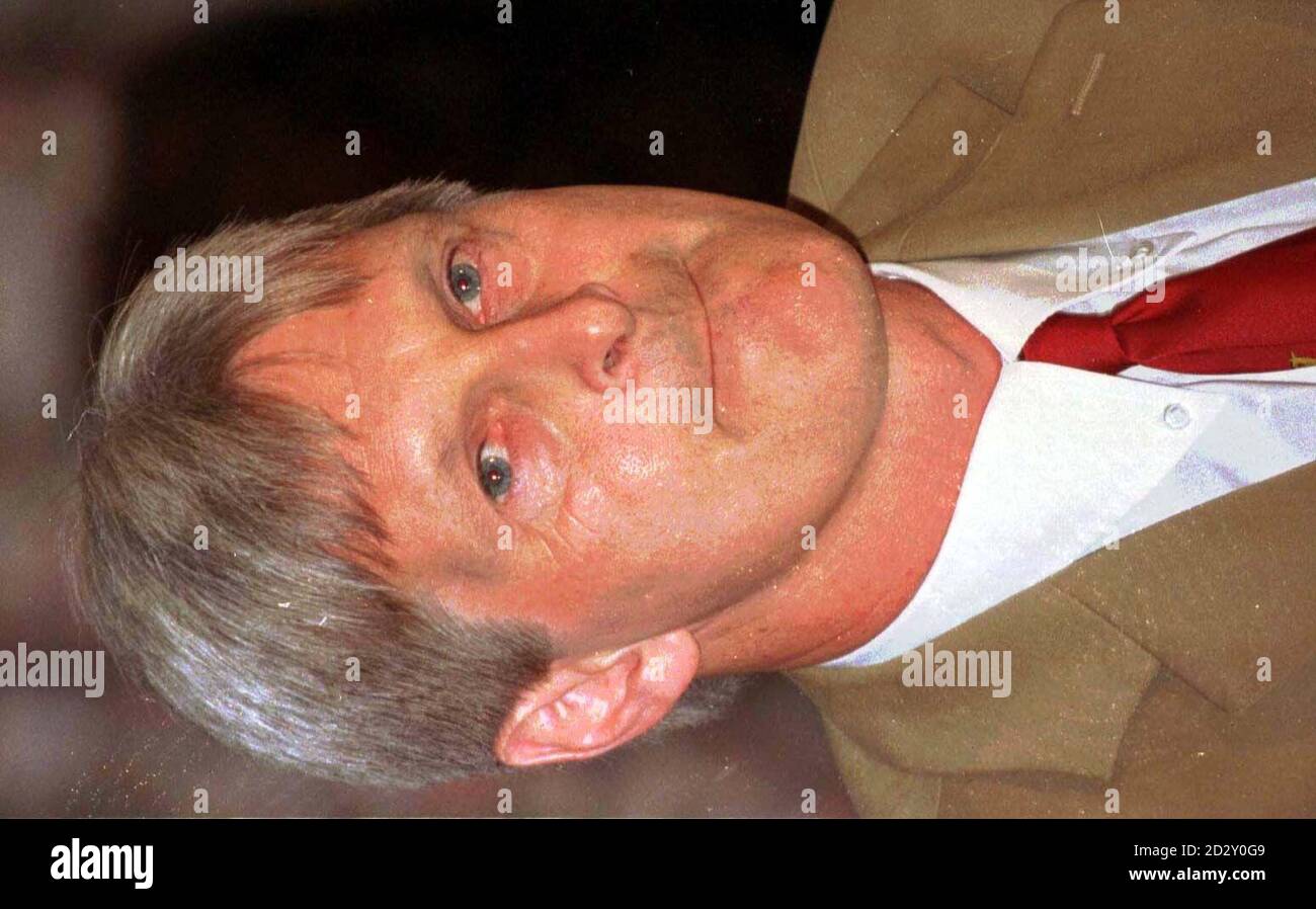 Hammer marks hi-res stock photography and images - Alamy