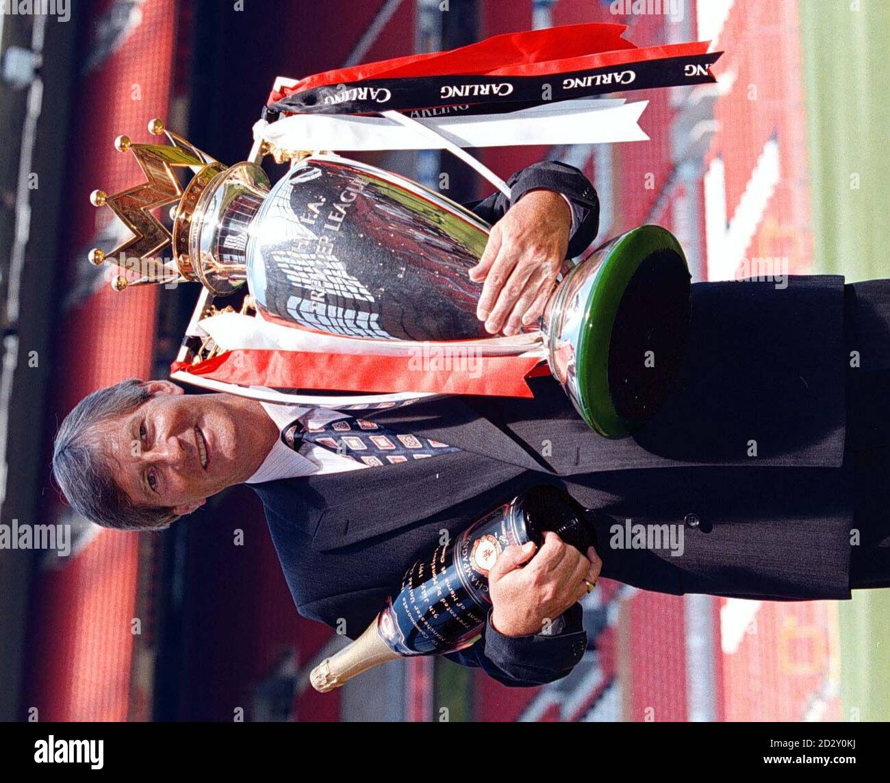 Martin edwards manchester united hi-res stock photography and images ...