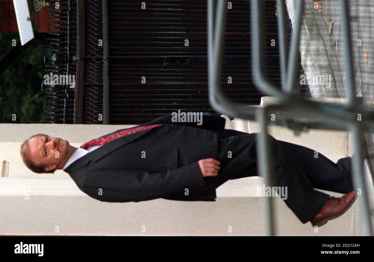 Commons secretary gaynor regan hi-res stock photography and images - Alamy