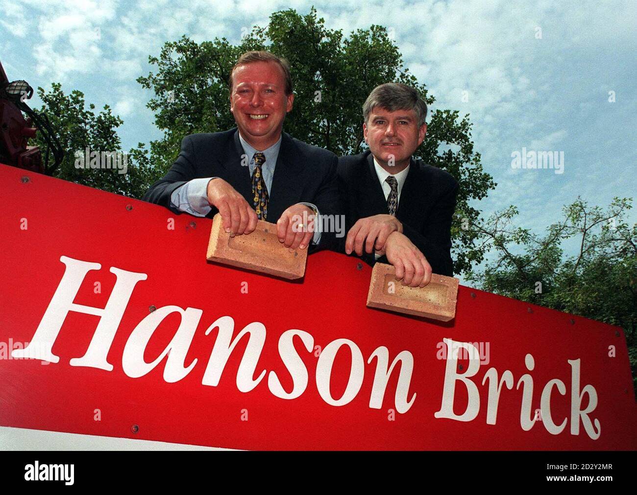 Finance director alan murray pose hi-res stock photography and images ...