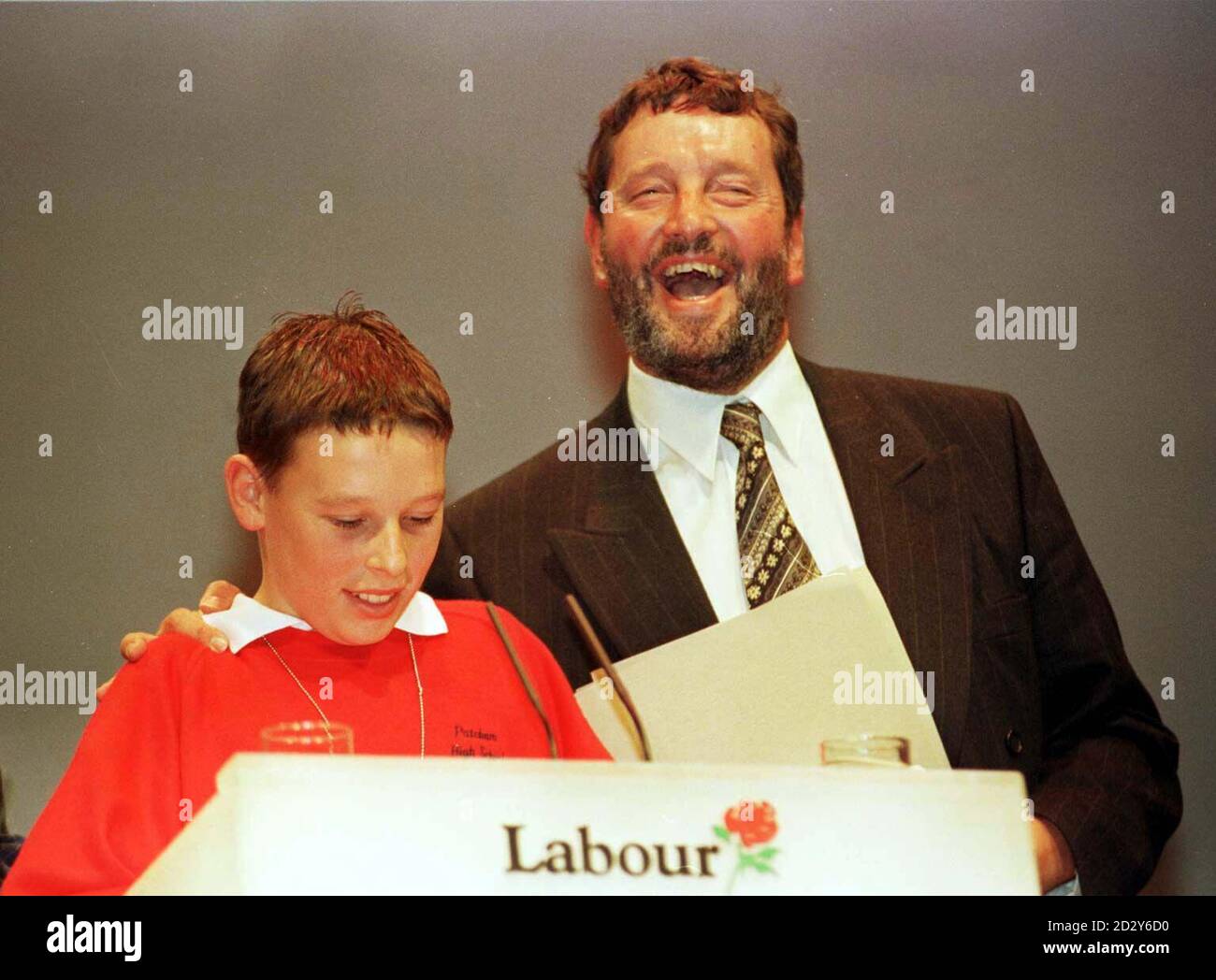 Education Secretary David Blunkett applauds 11-year-old Charlie Nobbs ...