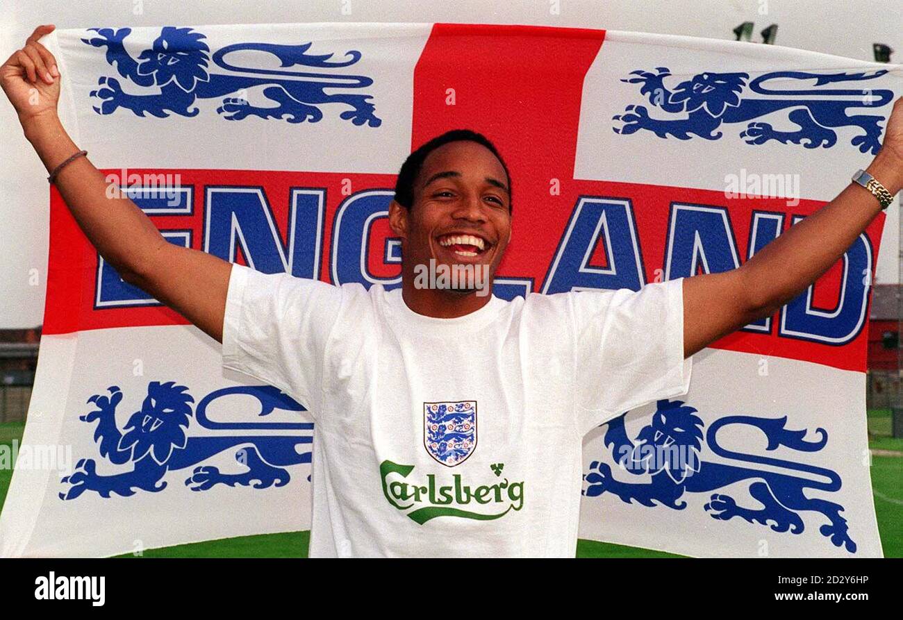 Liverpools englands paul ince hi-res stock photography and images - Alamy