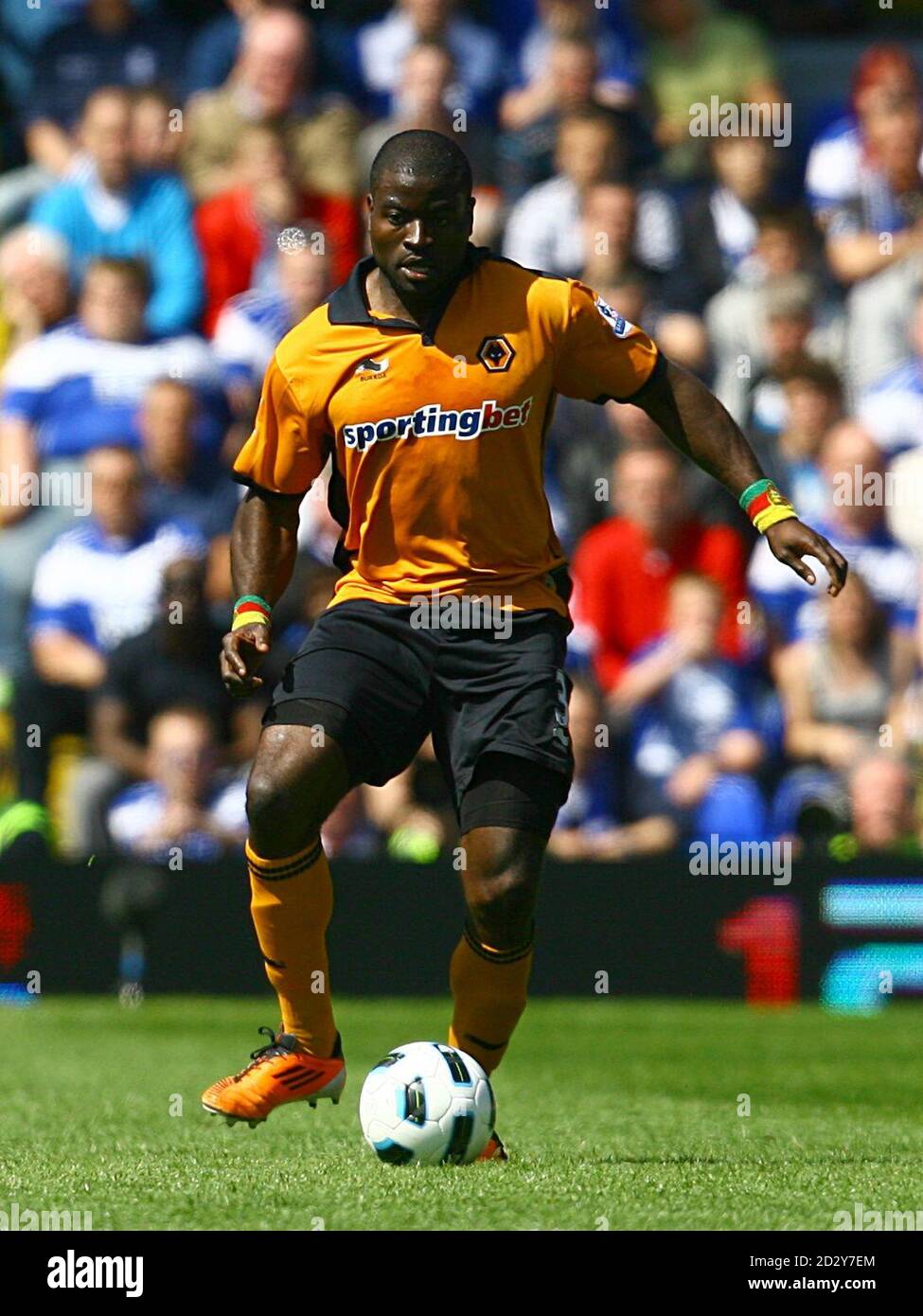 George Elokobi, Wolverhampton Wanderers Stock Photo - Alamy