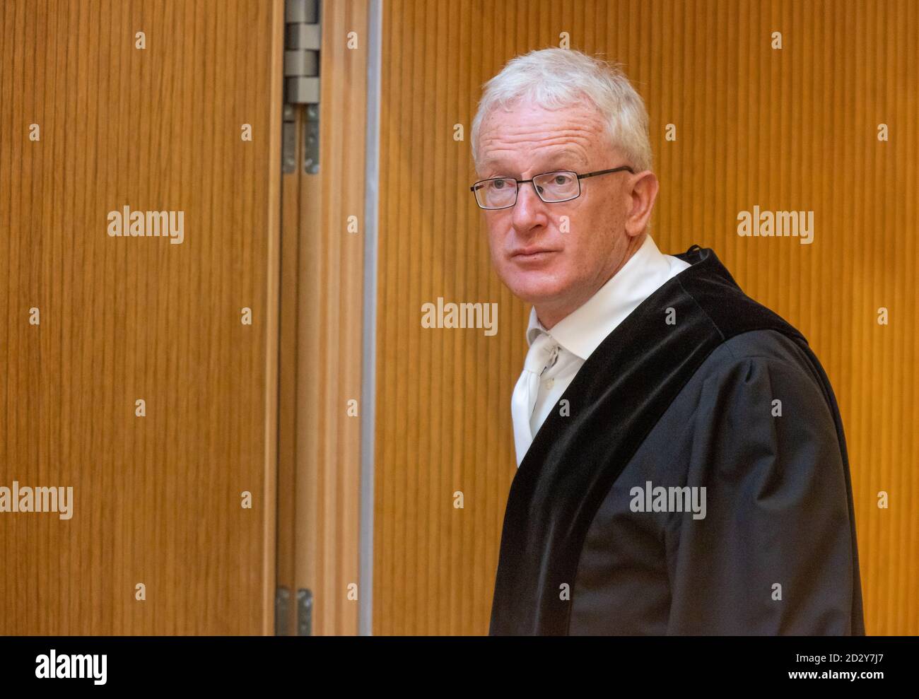 Munich, Germany. 07th Oct, 2020. Judge Stefan Weickert enters the ...