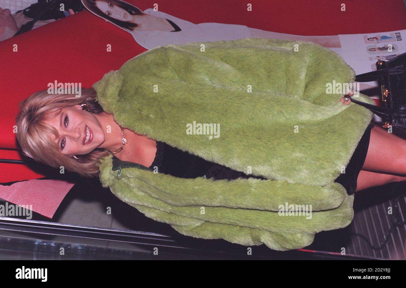 Samantha fox singer hi-res stock photography and images - Alamy