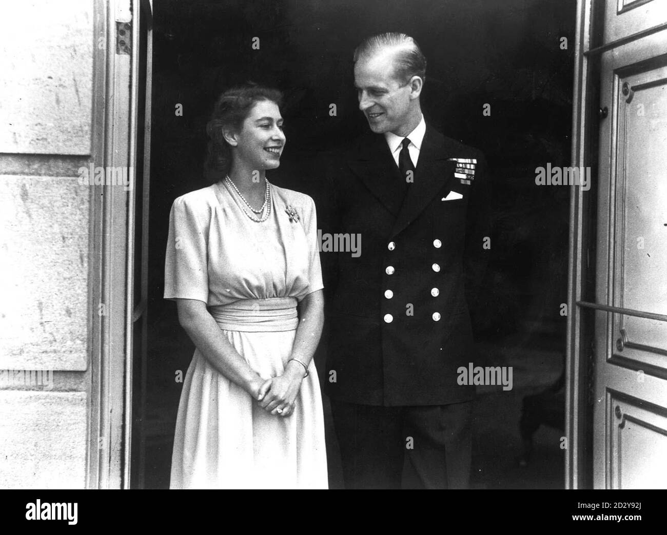 Prince philip mountbatten 1952 hi-res stock photography and images - Alamy