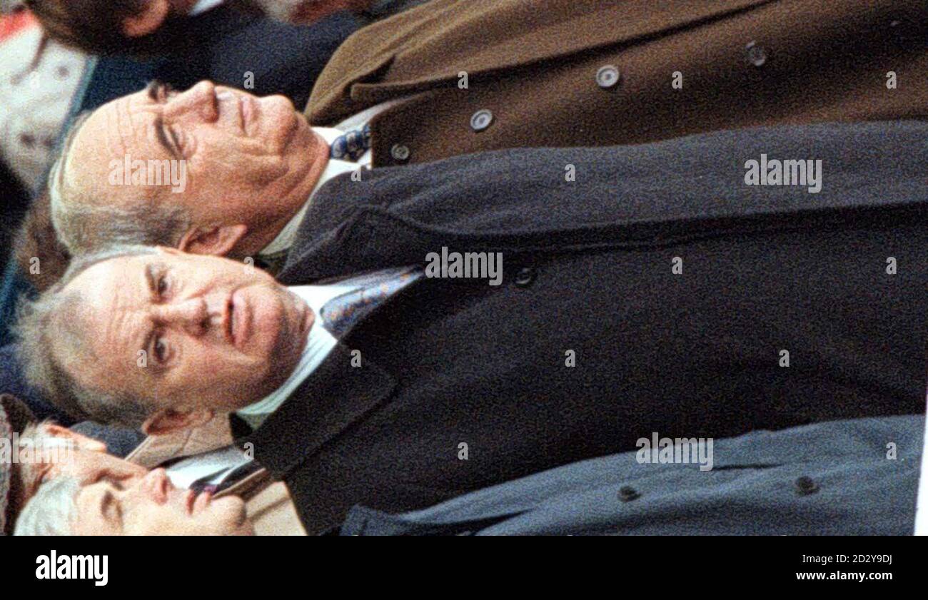 Peter finch director hi-res stock photography and images - Alamy