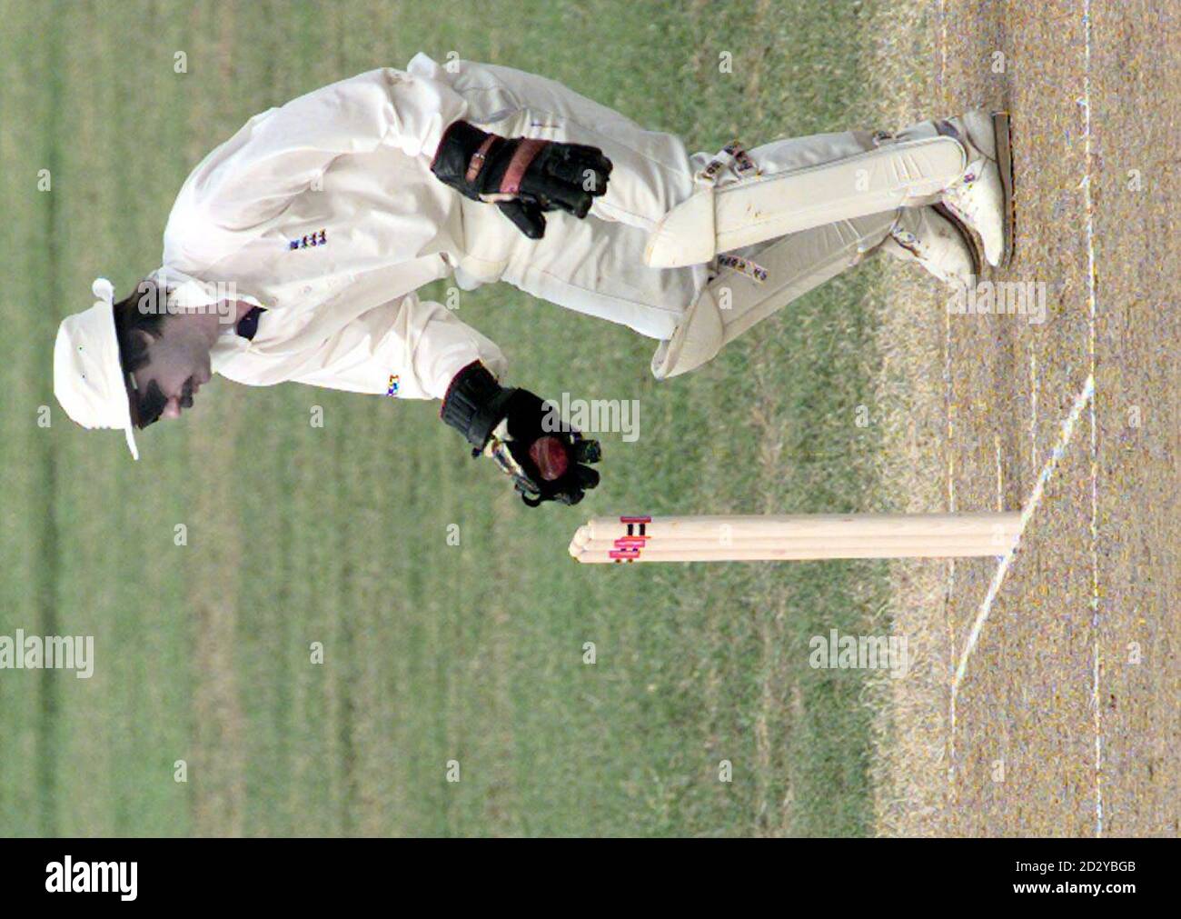 Hard helmet when dean headley bowls hi-res stock photography and images ...