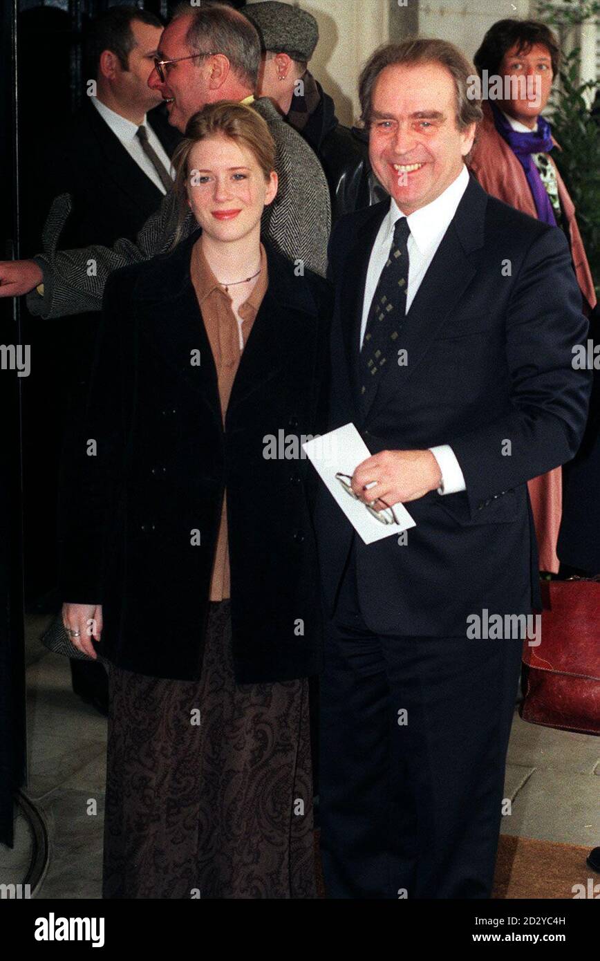 Gerald scarfe hi-res stock photography and images - Alamy