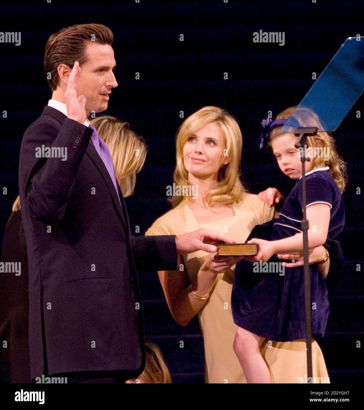 Gavin newsom and jennifer siebel newsom hi-res stock photography and ...