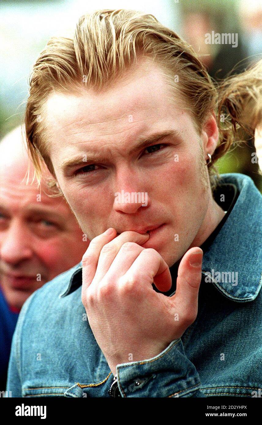 PA NEWS PHOTO 7/4/98 RONAN KEATING FROM POP BAND "BOYZONE" AT THE ...