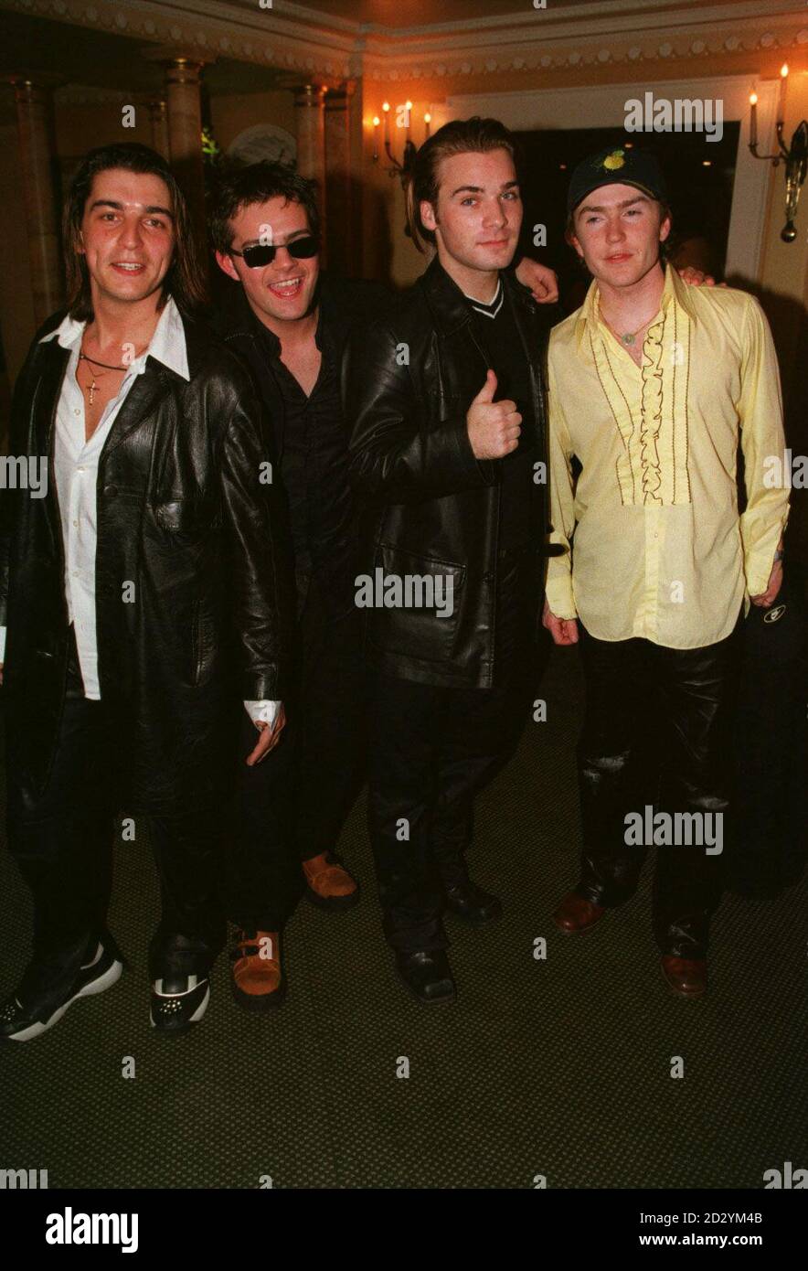 PA NEWS PHOTO 13/5/98 IRISH POP GROUP "OTT" AT THE DORCHESTER HOTEL IN ...