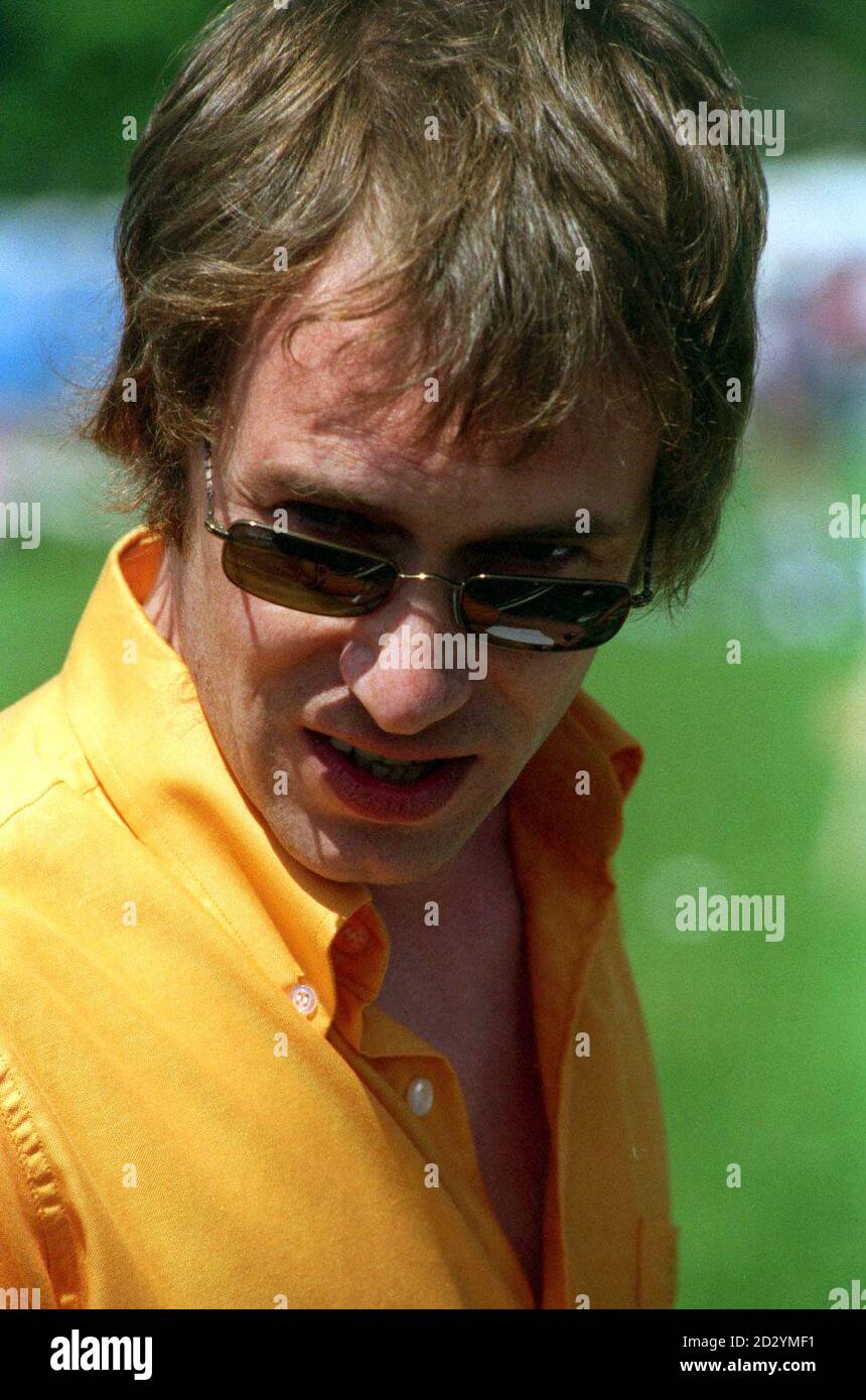 Simon fowler hi-res stock photography and images - Alamy