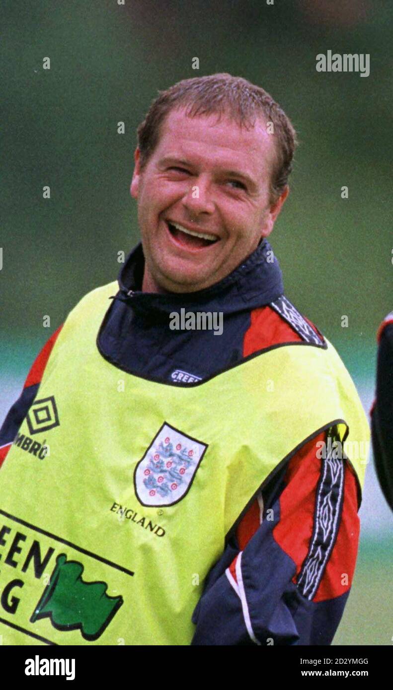 Paul gascoigne at the england training session today hi-res stock ...