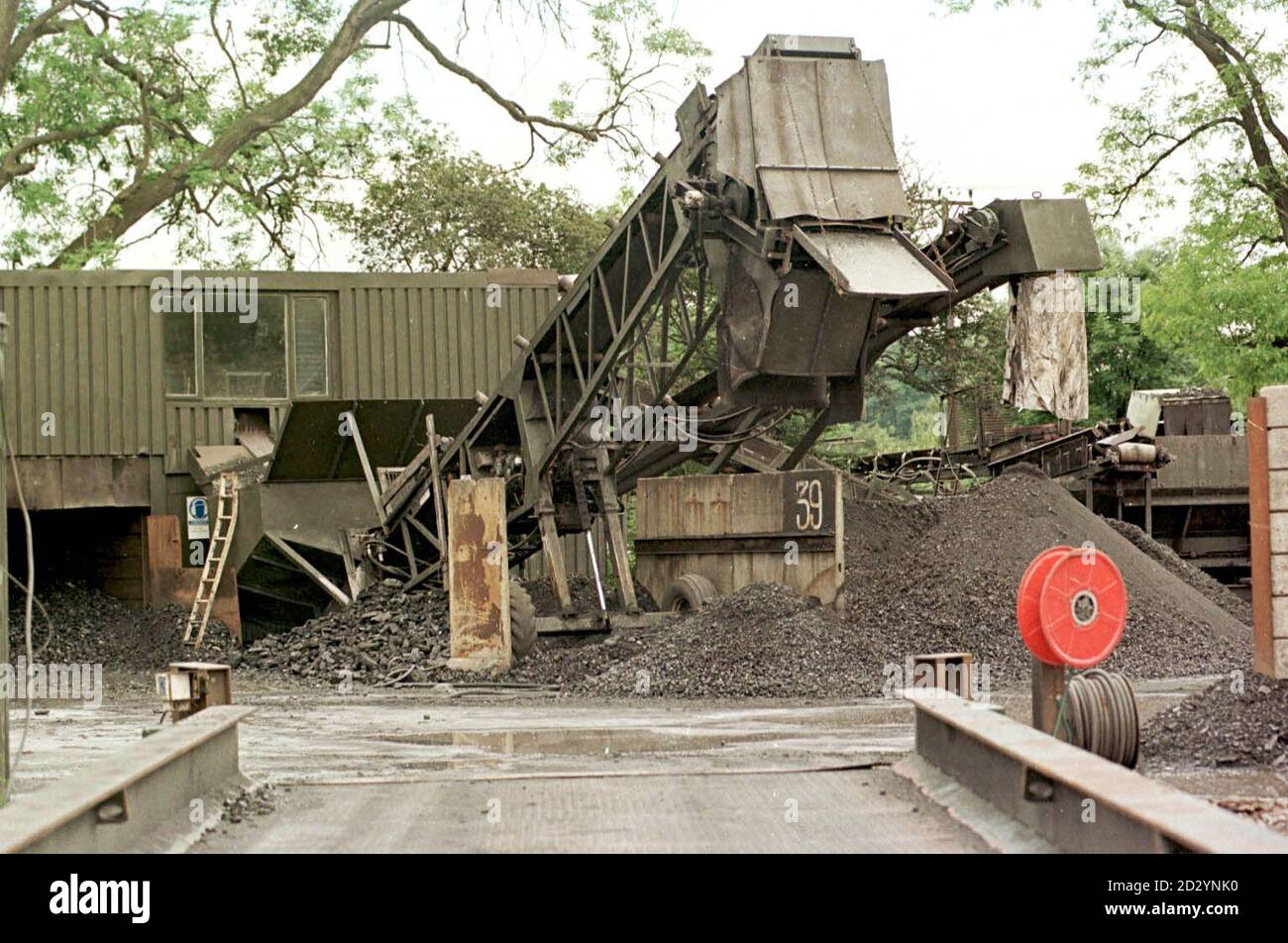 The family owned Moorhouse colliery near Eckington, Derbyshire where ...