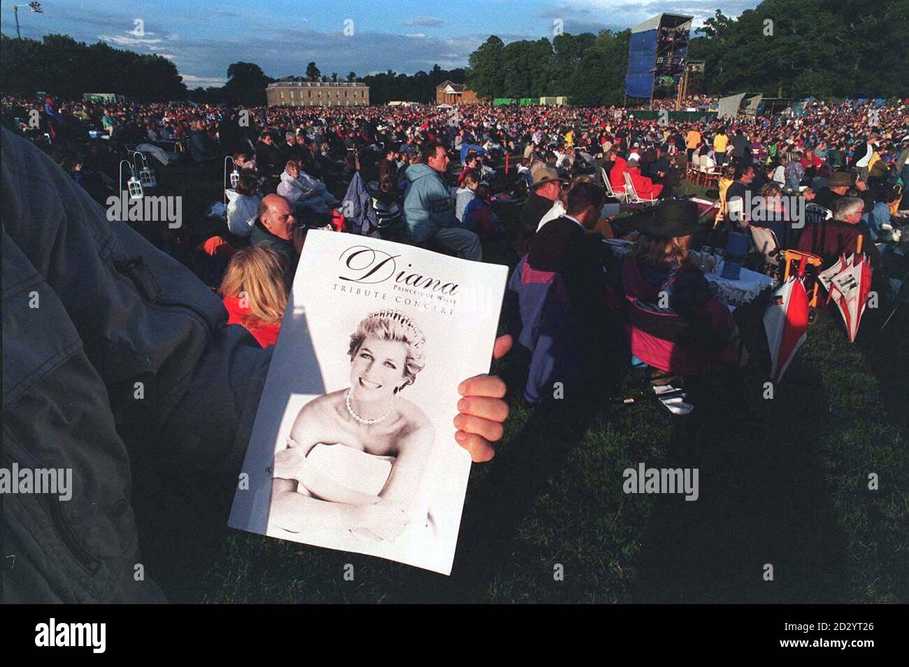 Princess diana tribute concert hi-res stock photography and images - Alamy