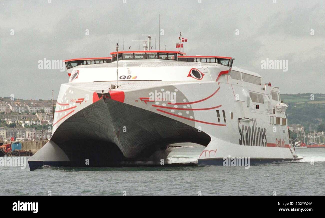 Cat Link V leaves Falmouth this morning after breaking the Atlantic ...
