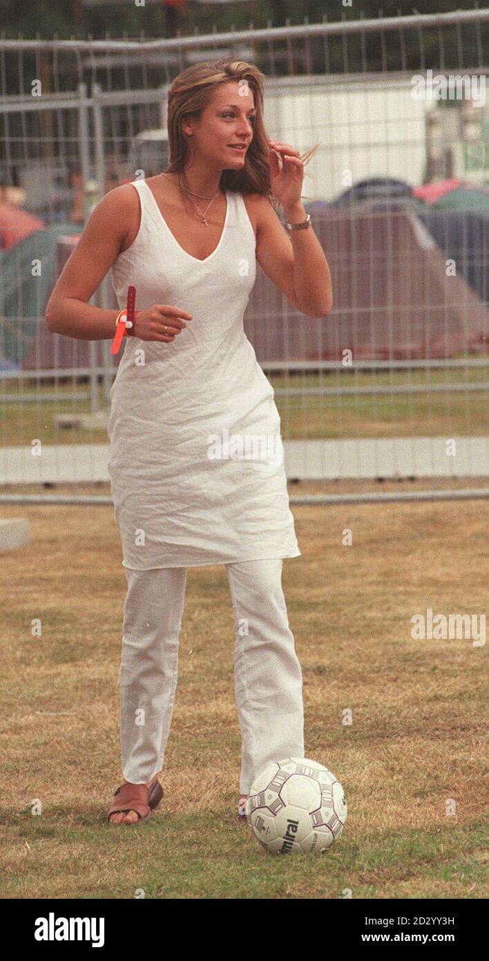 ACTRESS ANN MARIE DAVIES OF CHANNEL FOUR'S 'BROOKSIDE' AT THE V98 ...