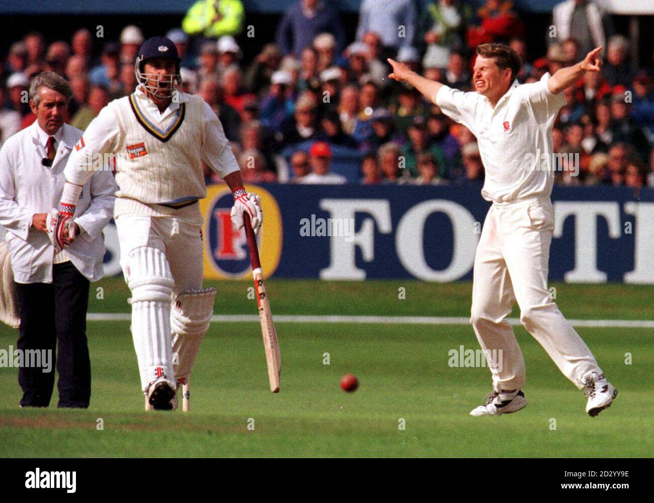David spinner hi-res stock photography and images - Alamy