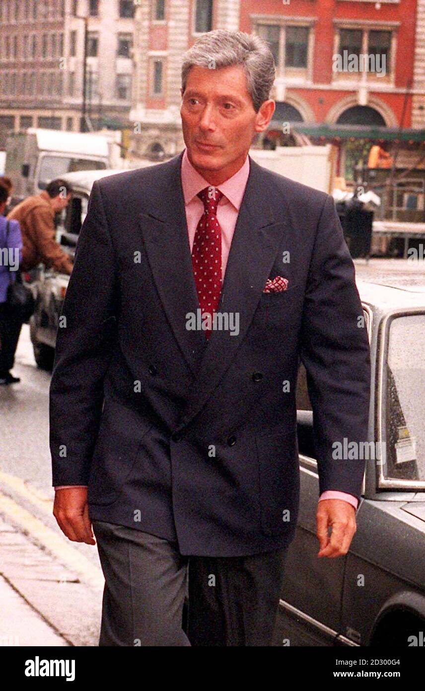 Judge richard gee hi-res stock photography and images - Alamy