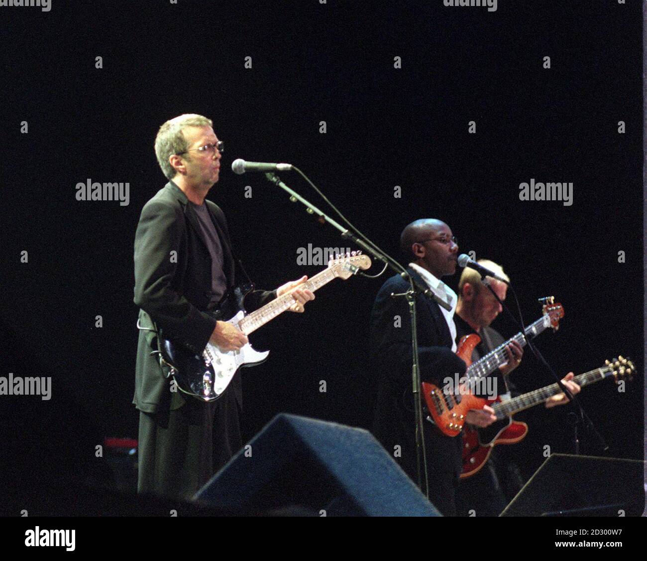 Eric clapton on stage hi-res stock photography and images - Alamy