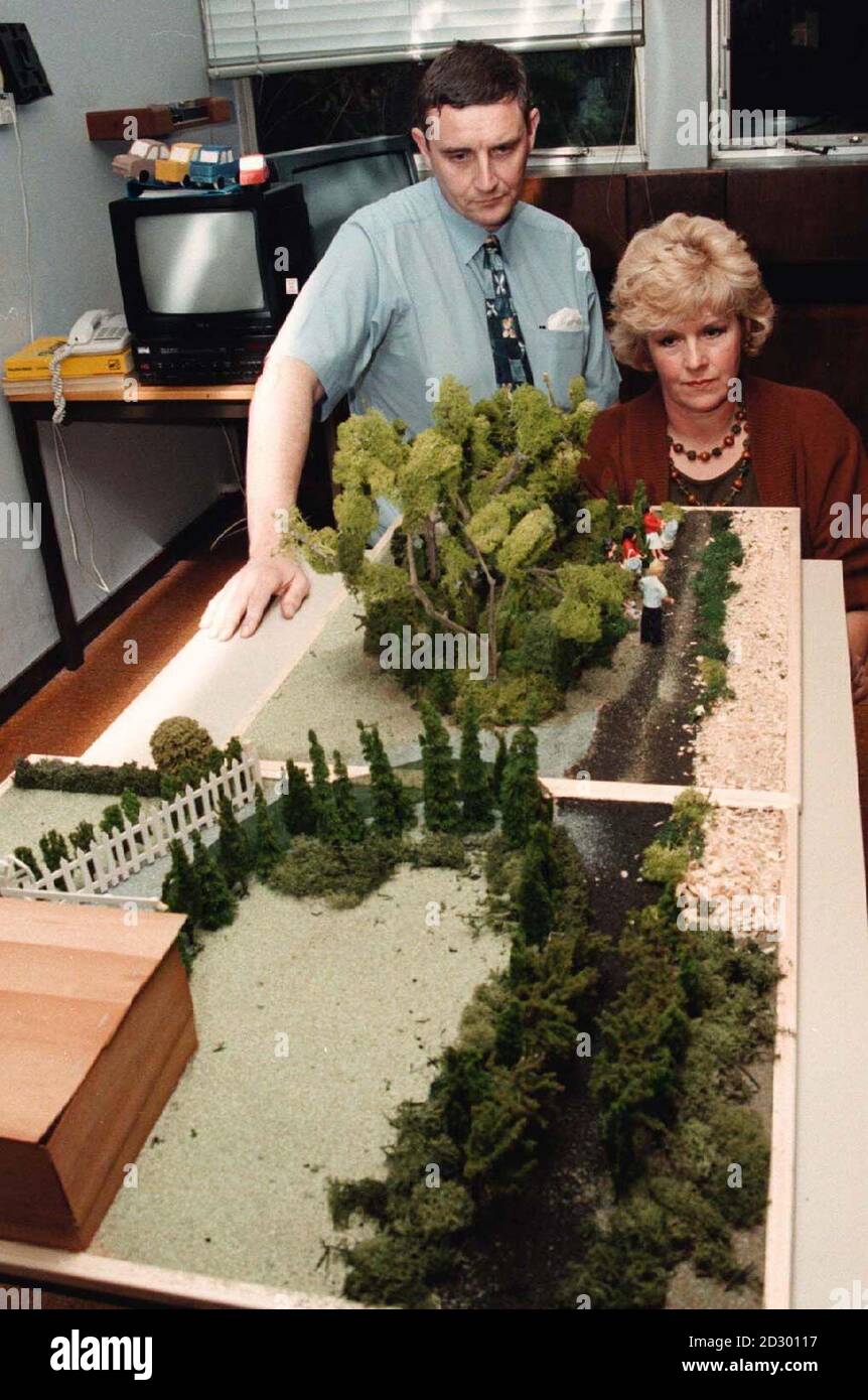 Detective Constables Ed Tingley and Pauline Smith, the two police ...