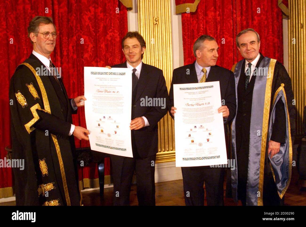 British Prime Minister Tony Blair (2nd left) with Irish Primier Bertie ...