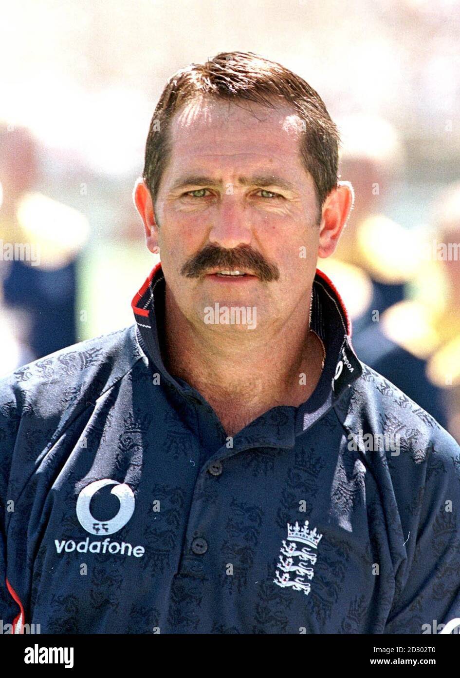 Graham gooch ashes hi-res stock photography and images - Alamy