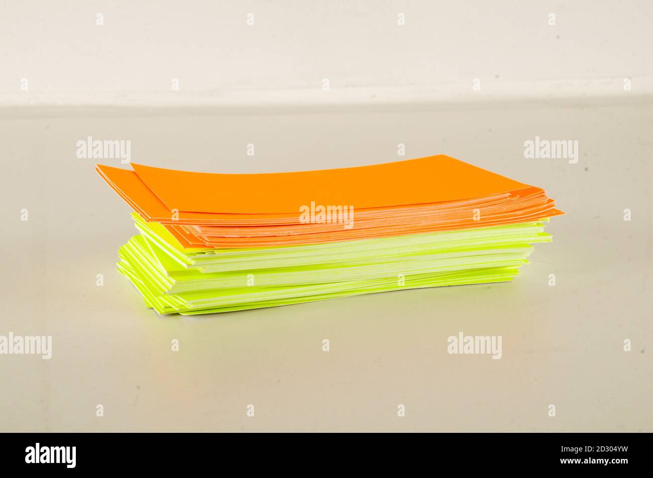 collection of various note papers Stock Photo - Alamy