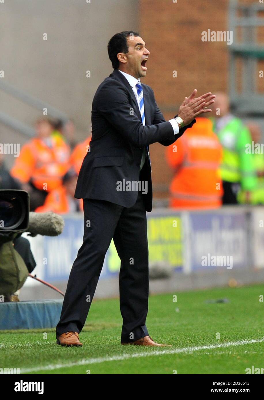Wigan Athletic manager Roberto Martinez on the touchline Stock Photo ...