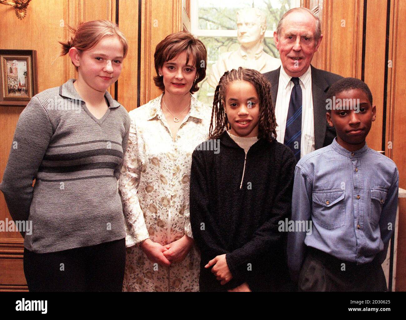 Sarah brooke hi-res stock photography and images - Alamy