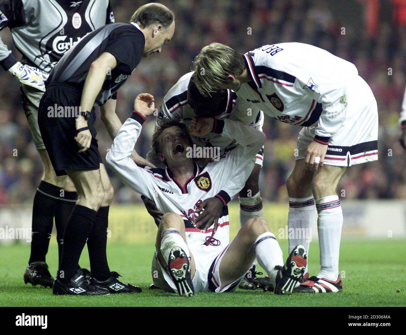 Jamie carragher david beckham david hi-res stock photography and images ...