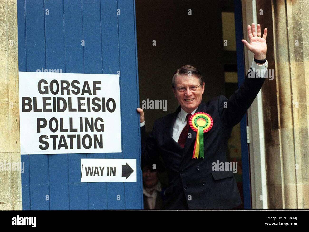 Welsh assembly alun michael hi-res stock photography and images - Alamy