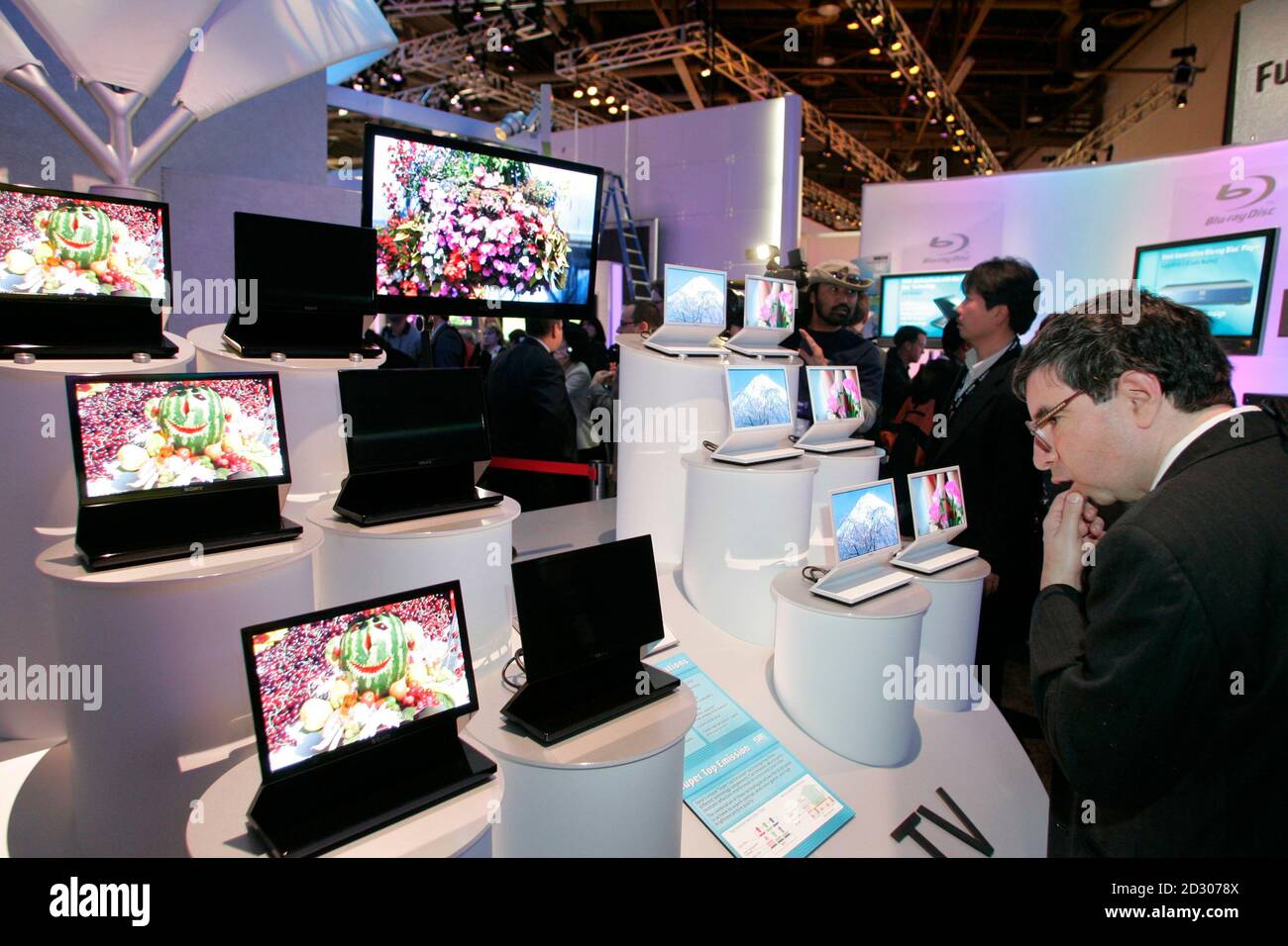 Organic Light Emitting Diode Tv