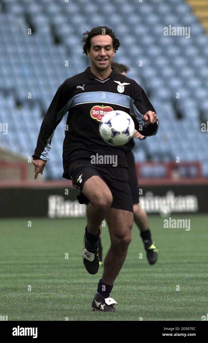 Nesta 2003 hi-res stock photography and images - Alamy