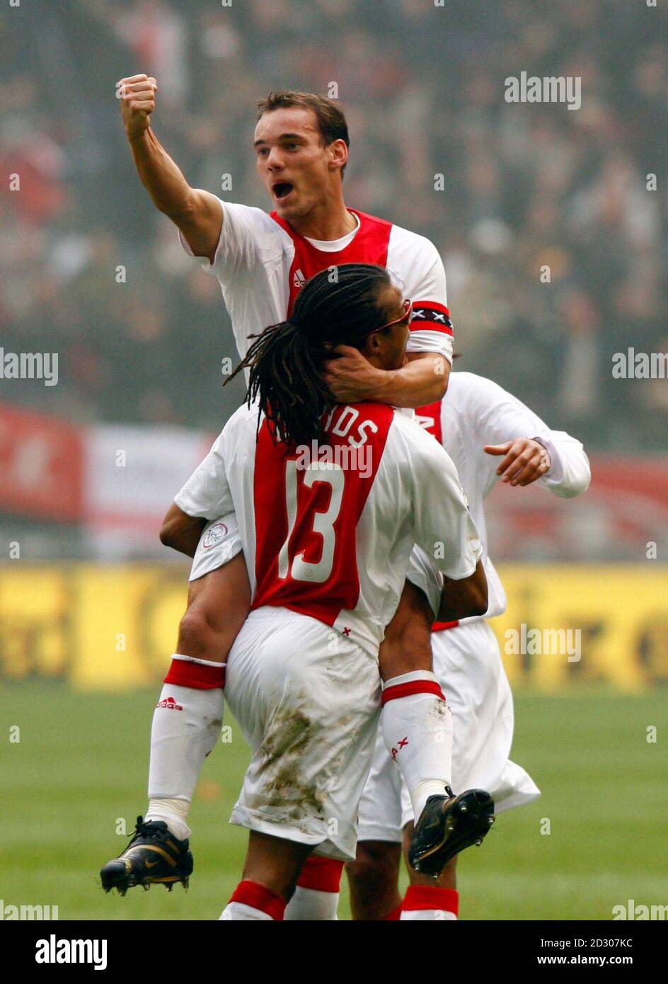 Edgar davids ajax hi-res stock photography and images - Alamy