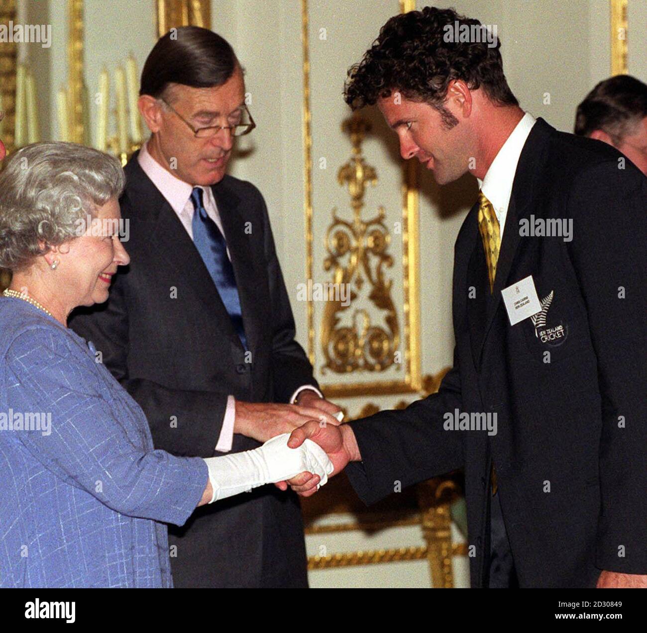 Cricket queen elizabeth ii queen1990s hi-res stock photography and ...