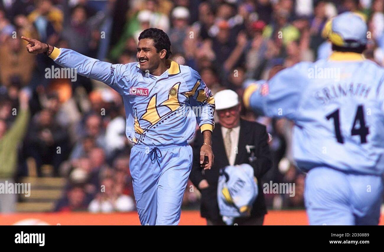 India spin bowler Anil Kumble celebrates after taking the wicket of ...