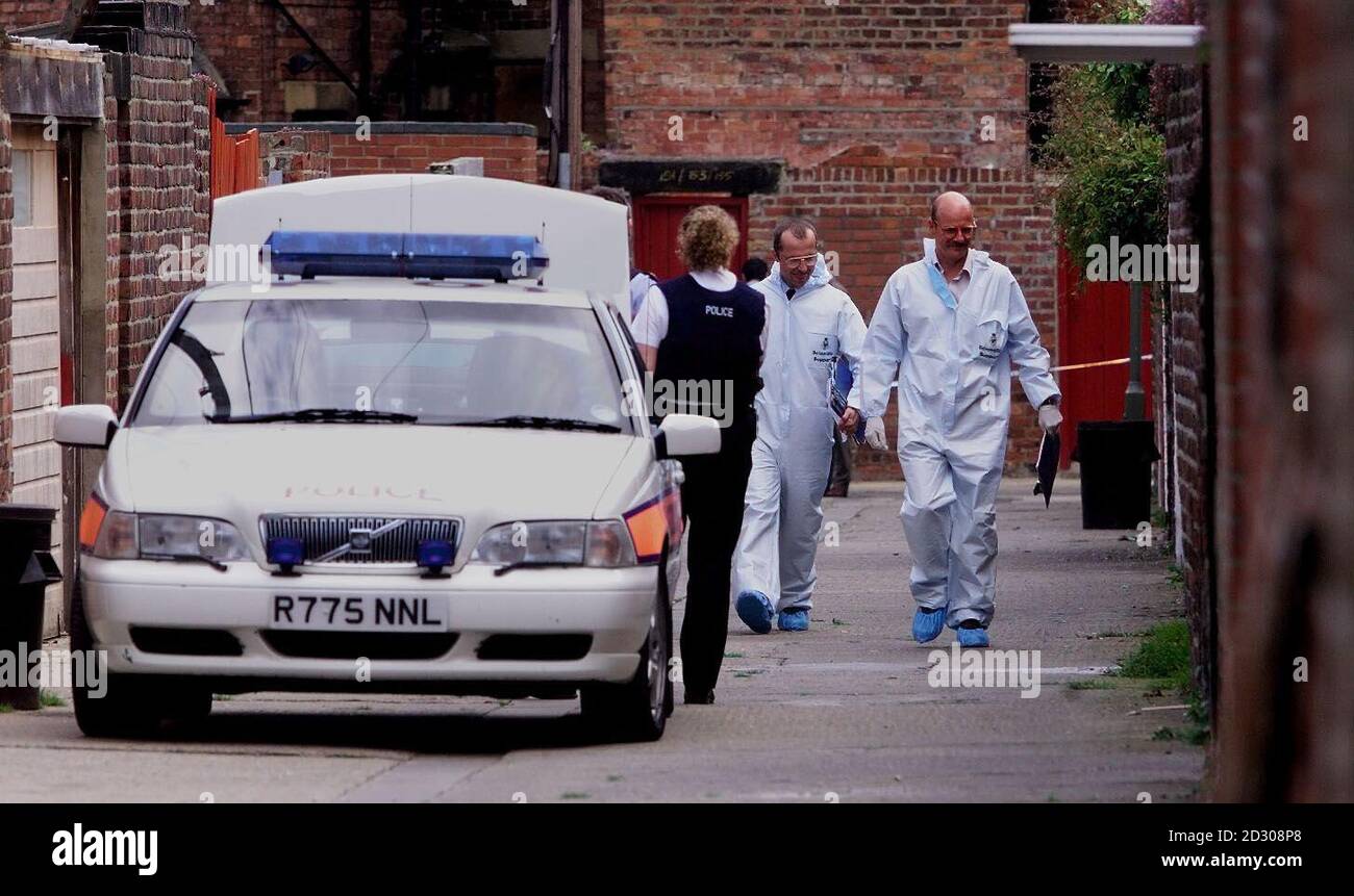 Police activity in Whitley Bay, Tyneside, where IRA informer turned ...