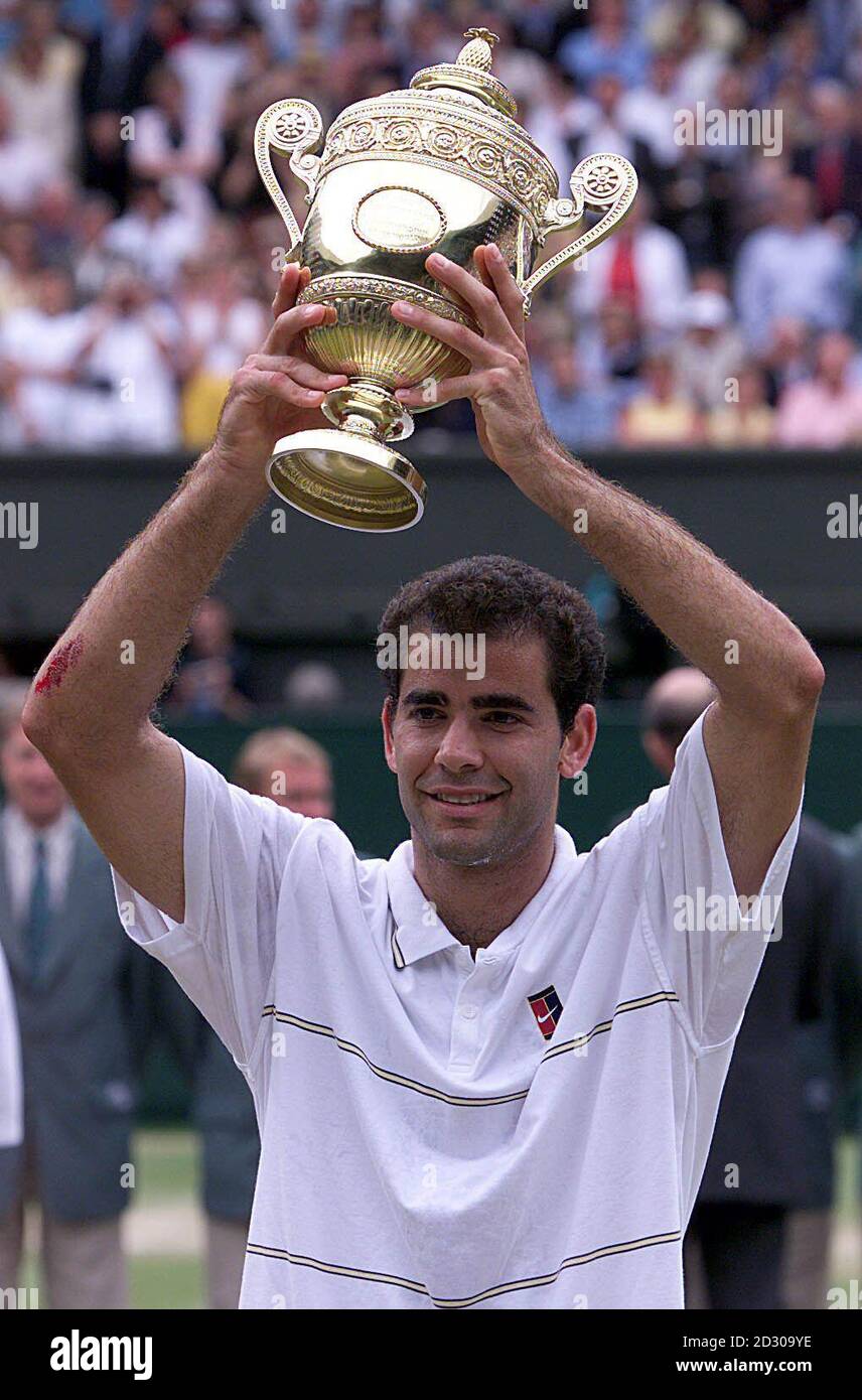 At The 1999 Wimbledon Tennis Championships High Resolution Stock ...