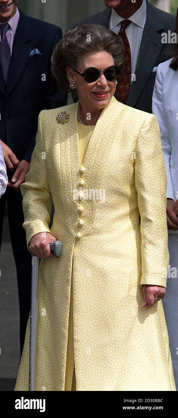 Princess margaret birthday portrait hi-res stock photography and images ...